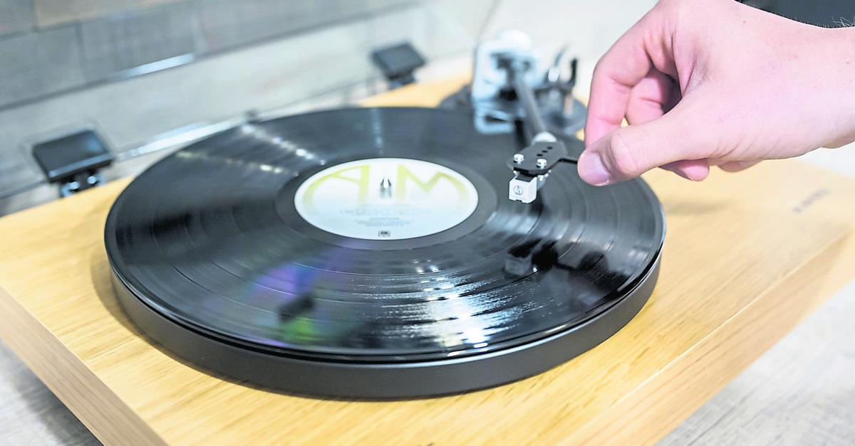 Wormel: Verfluchter Plattenspieler